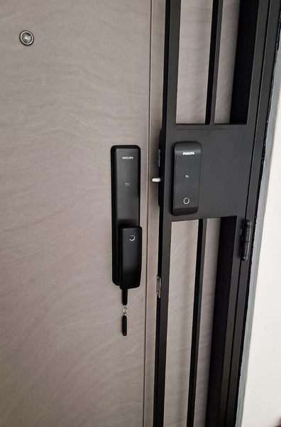 Bundle C2: Philips Easykey Alpha Door Lock + Philips Easykey 5100-K Ga